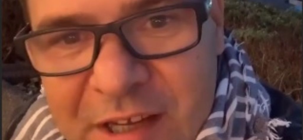 Tomasz Karolak został wyrzucony z IKEI. Ochrona sklepu miała już wzywać ... Tomasz Karolak został wyrzucony z IKEI. Ochrona sklepu miała już wzywać ...